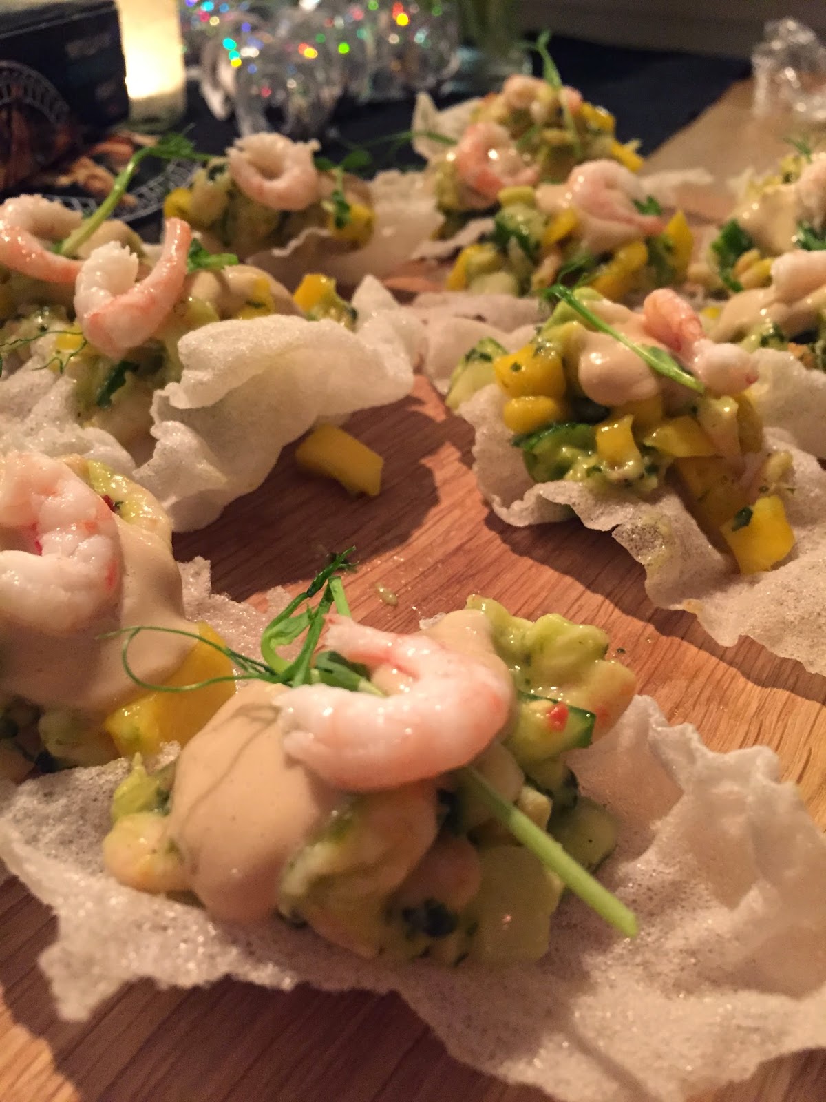 Mitt goda liv: Räk och mangosalsa på friterat rispapper!